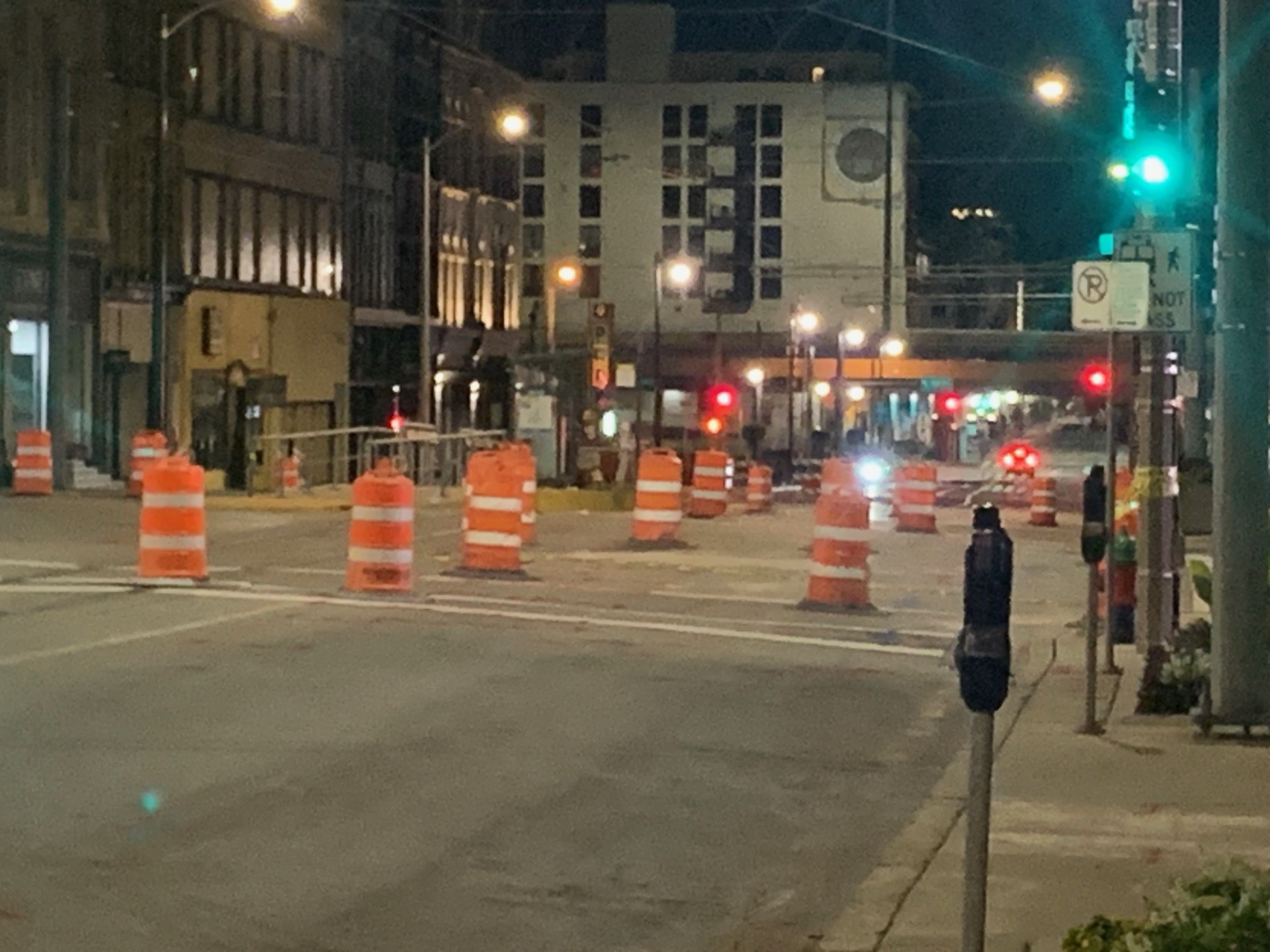 Water main break closes roads, stops streetcar service in Downtown ...
