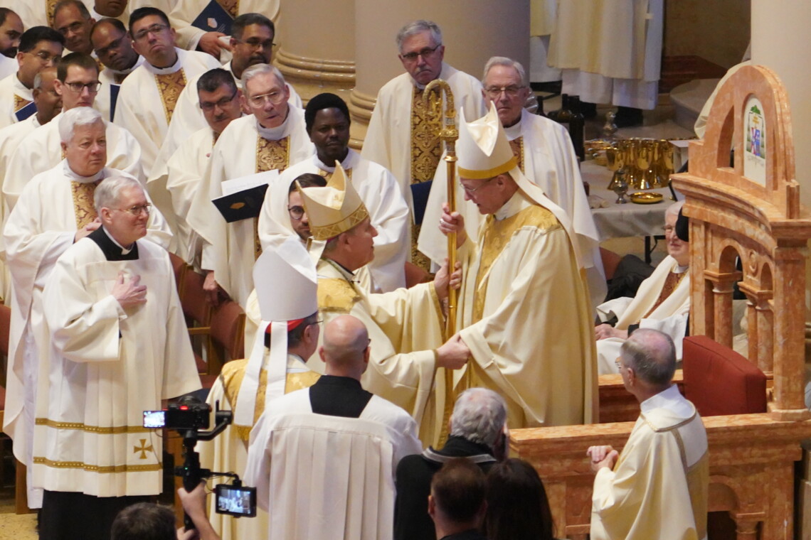 New Milwaukee Archbishop Jeffrey Grob formally installed - WTMJ