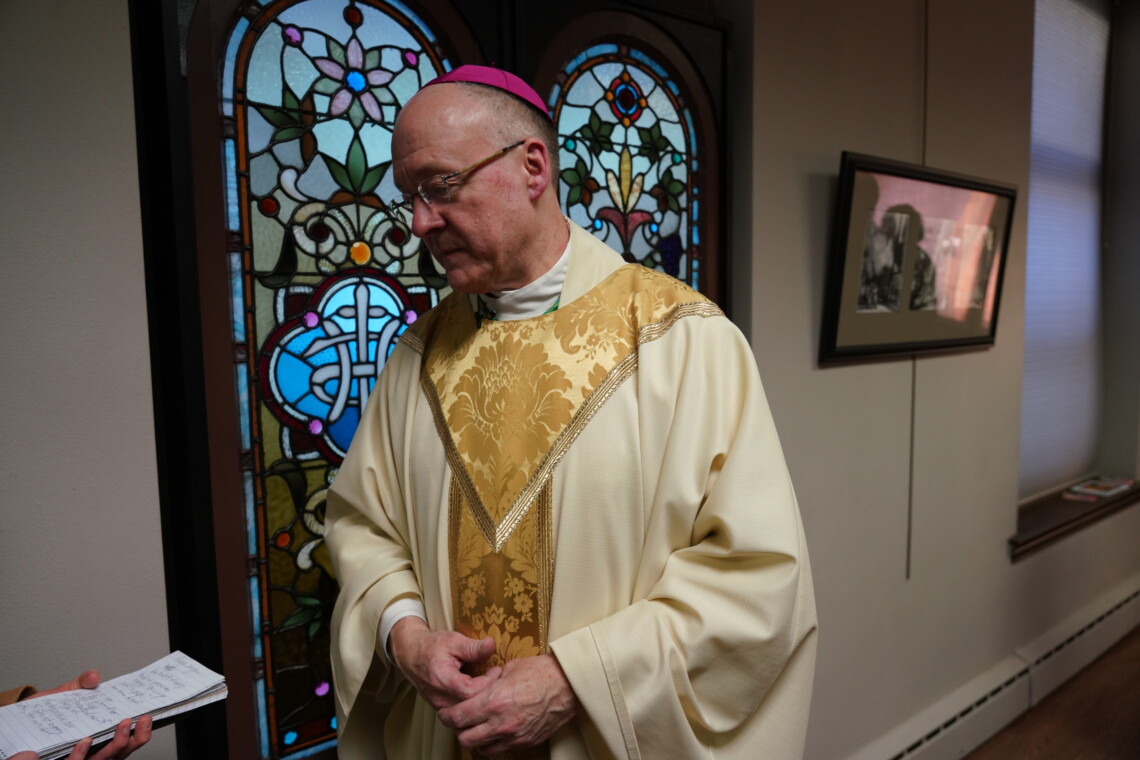 New Milwaukee Archbishop Jeffrey Grob formally installed - WTMJ