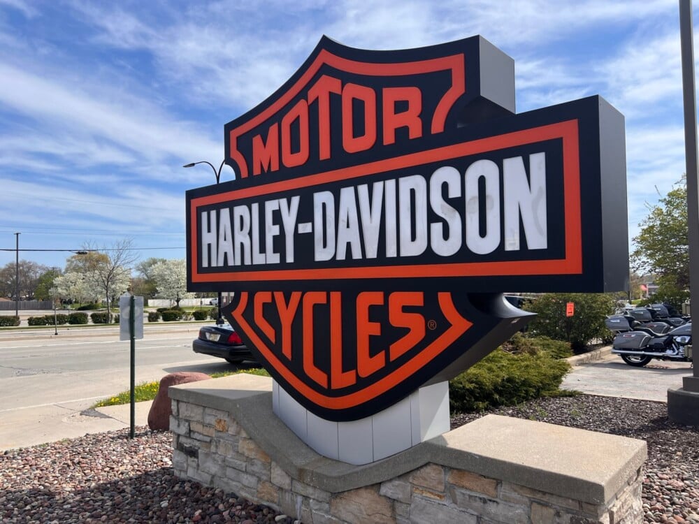 Harley-Davidson bringing some motorcycle production back to U.S. - WTMJ