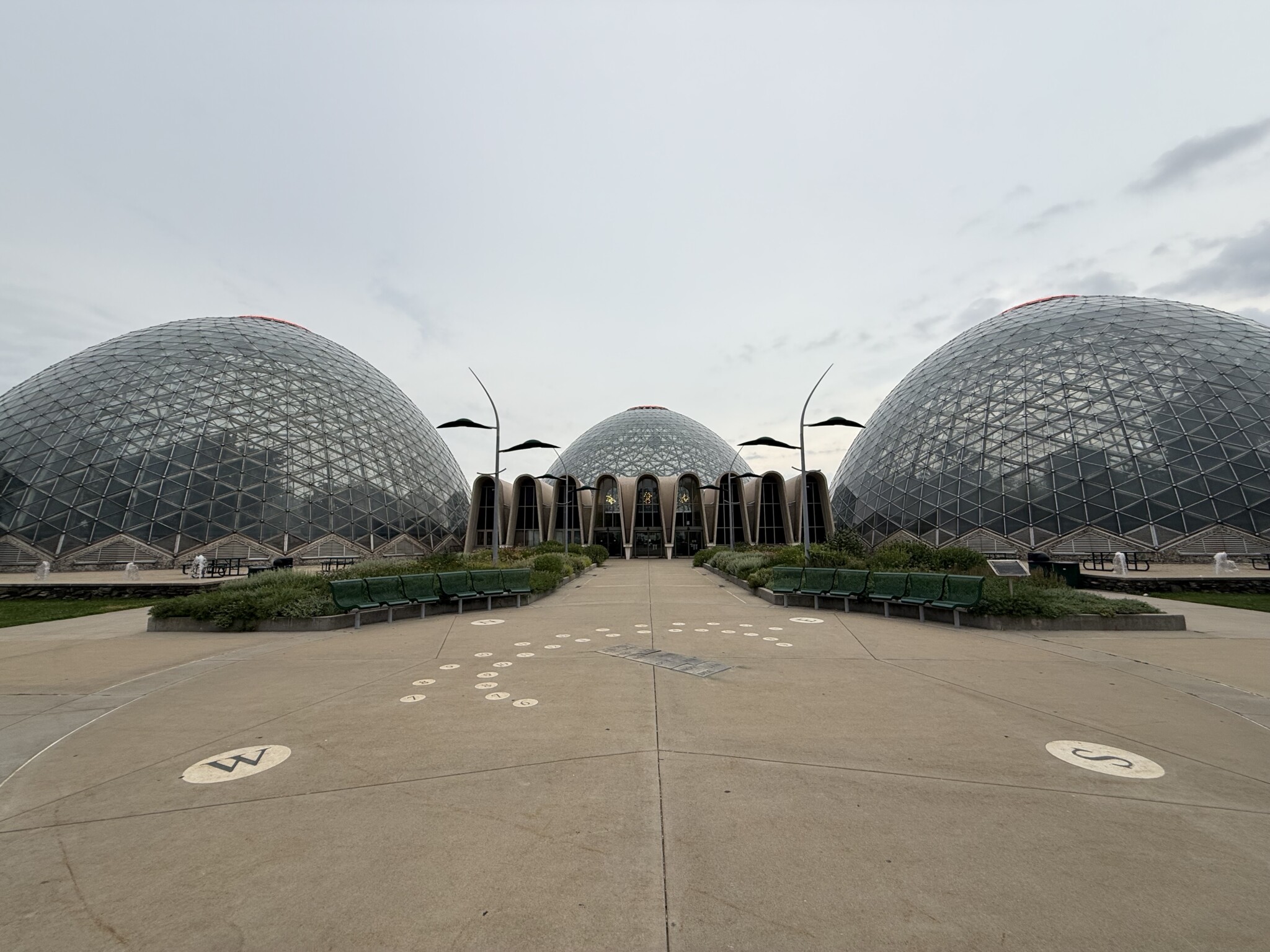 Milwaukee County commits $30 million to restore Mitchel Park Domes - WTMJ