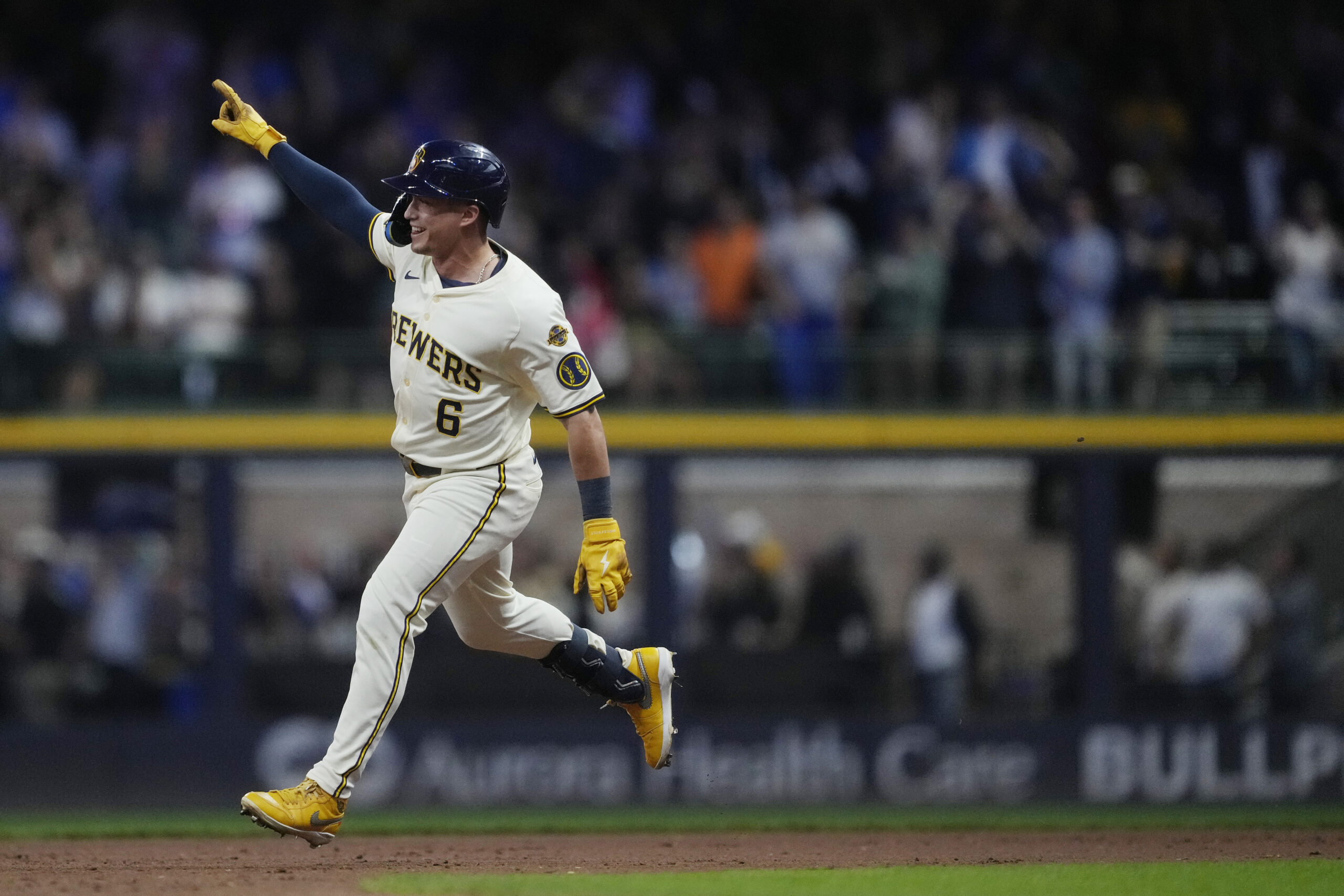 Brewers Score Five in the First, Hang on to Beat Phillies 6-3 to Clinch ...