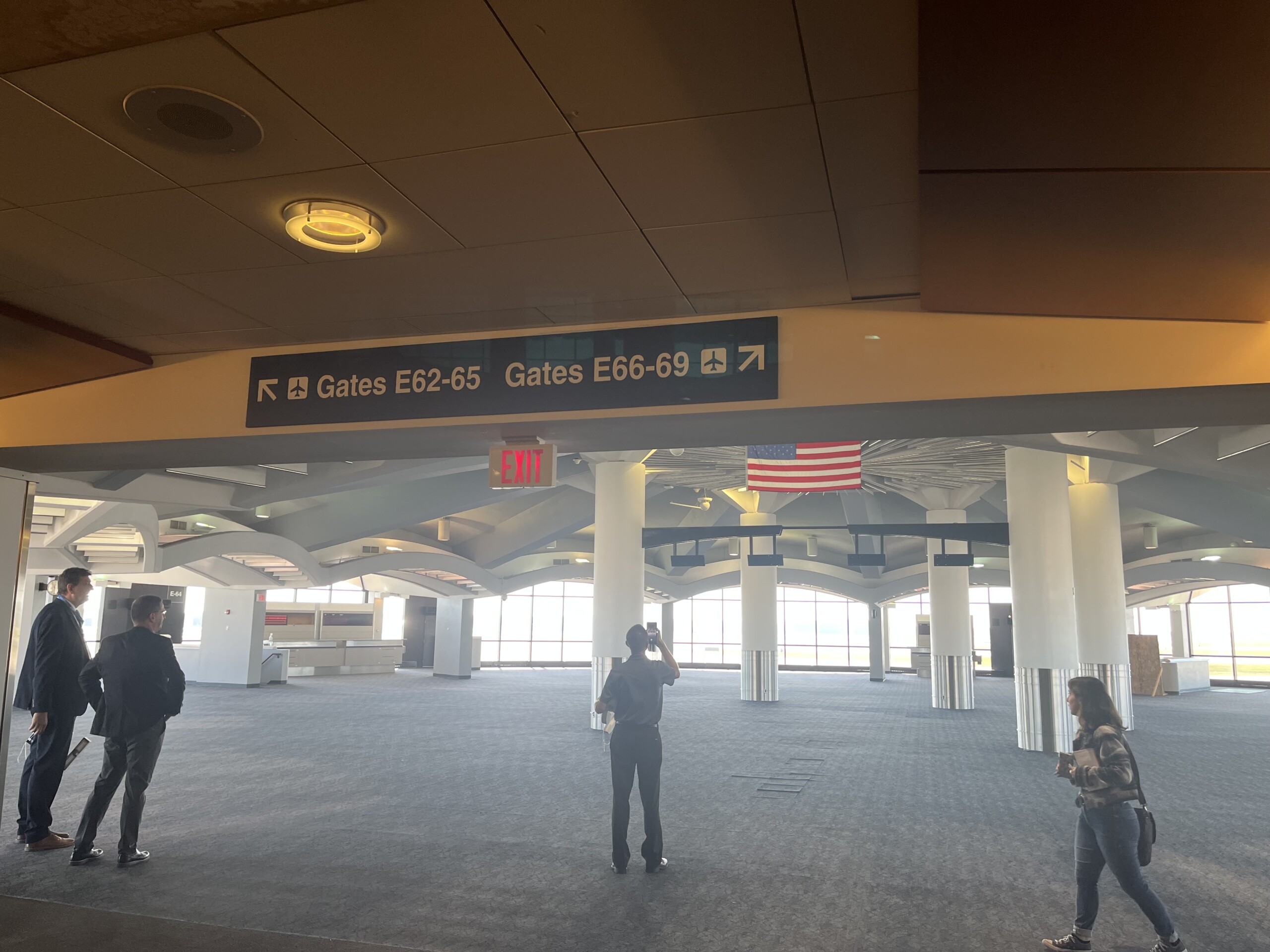 Milwaukee airport officials kick off Concourse E redevelopment project ...